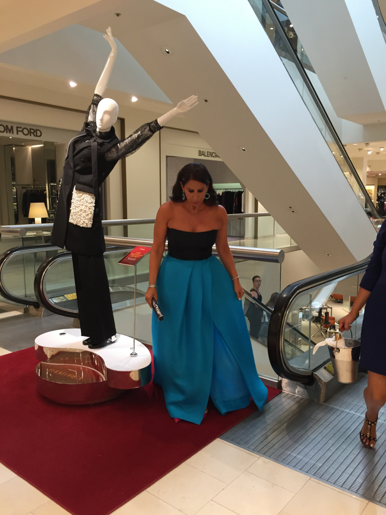 9 Shopping Mall Etiquette Tips | Golden Rules Gal™ : Lisa Mirza Grotts ...